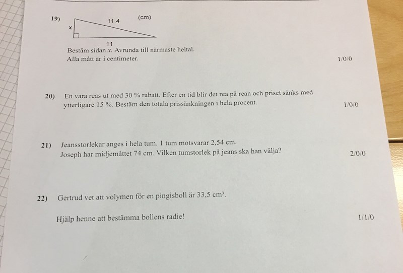 Bestäm sidan x avrunda till närmaste heltal alla mått är i cm ...